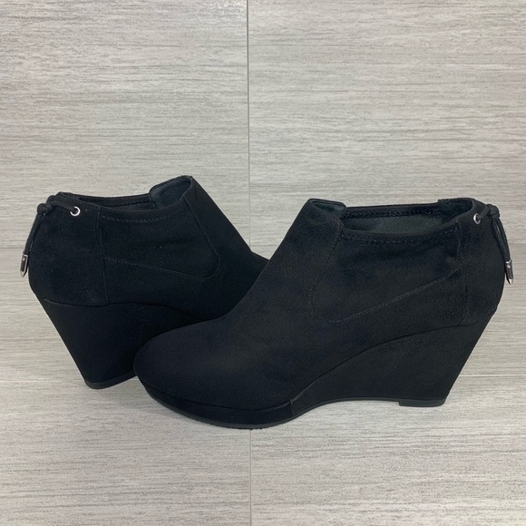 CL by Chinese Laundry | Shoes | Clby Laundry Va Sleek Uncle Bootie ...